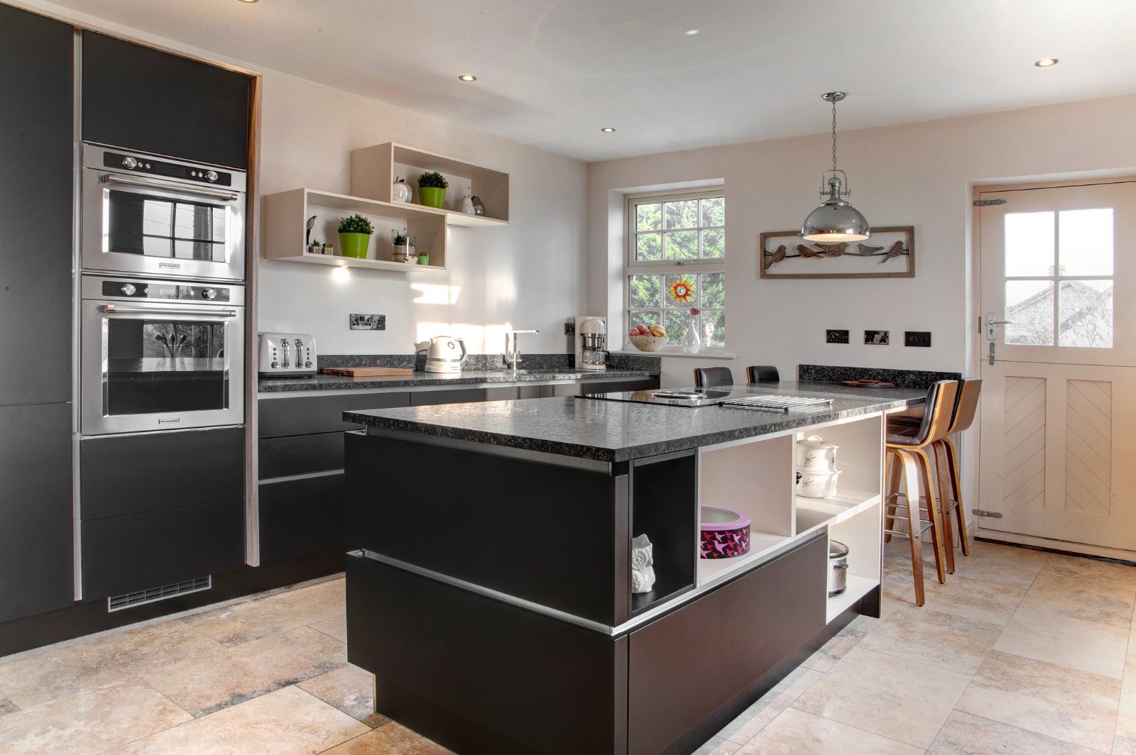 Dark Kitchens | Haus12