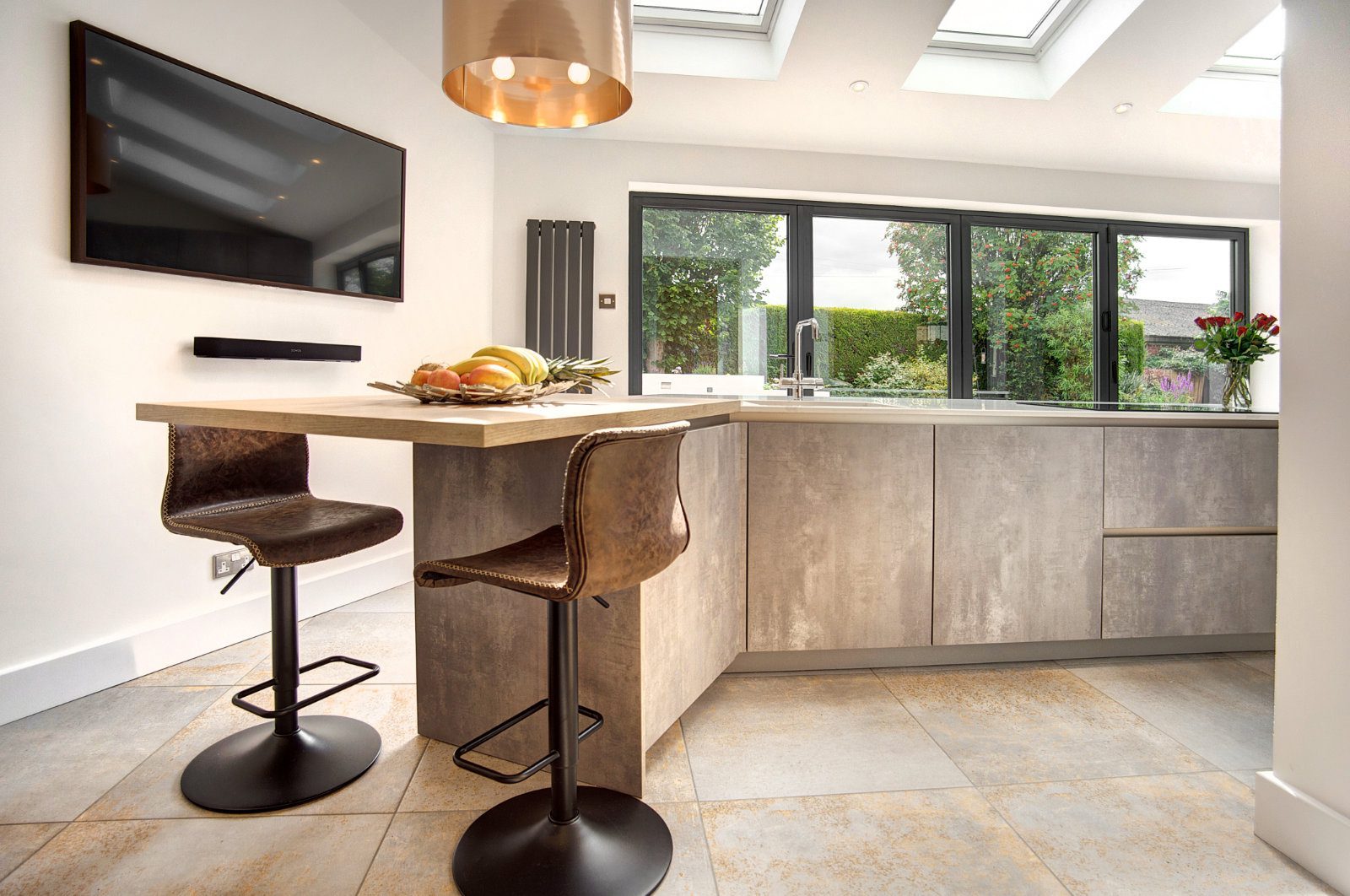 Ceramic & Stone Kitchens | Haus12